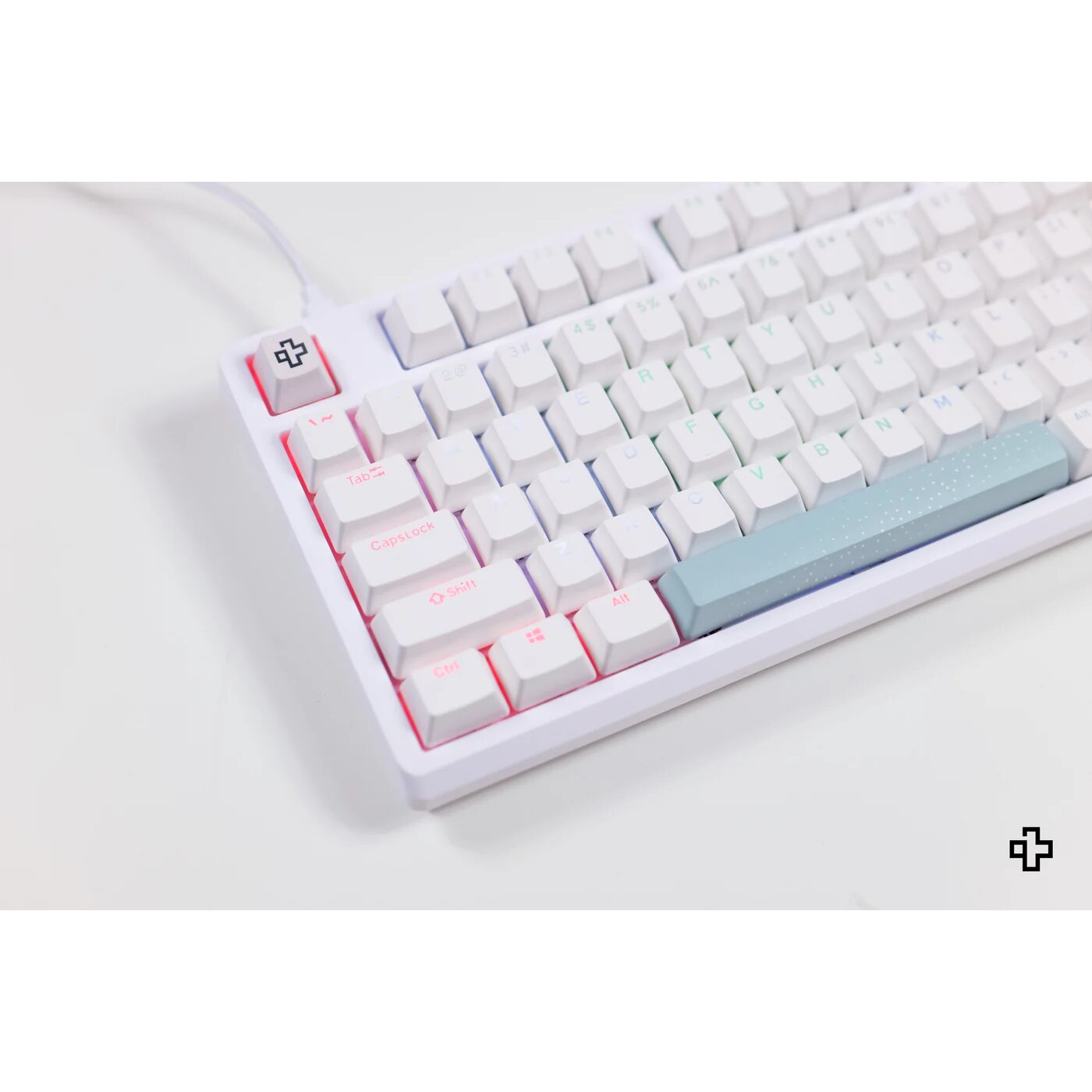 Tastatura mecanica gaming QwertyKey Salt, Hotswap, switch-uri Red - eMAG.ro