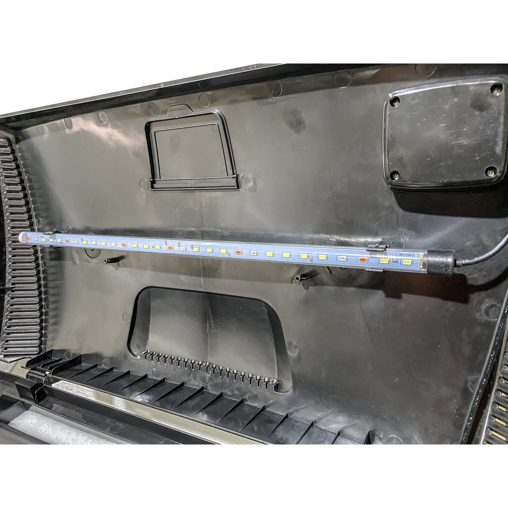 Acvariu 108 litri led Boyu EC-600H negru - eMAG.ro