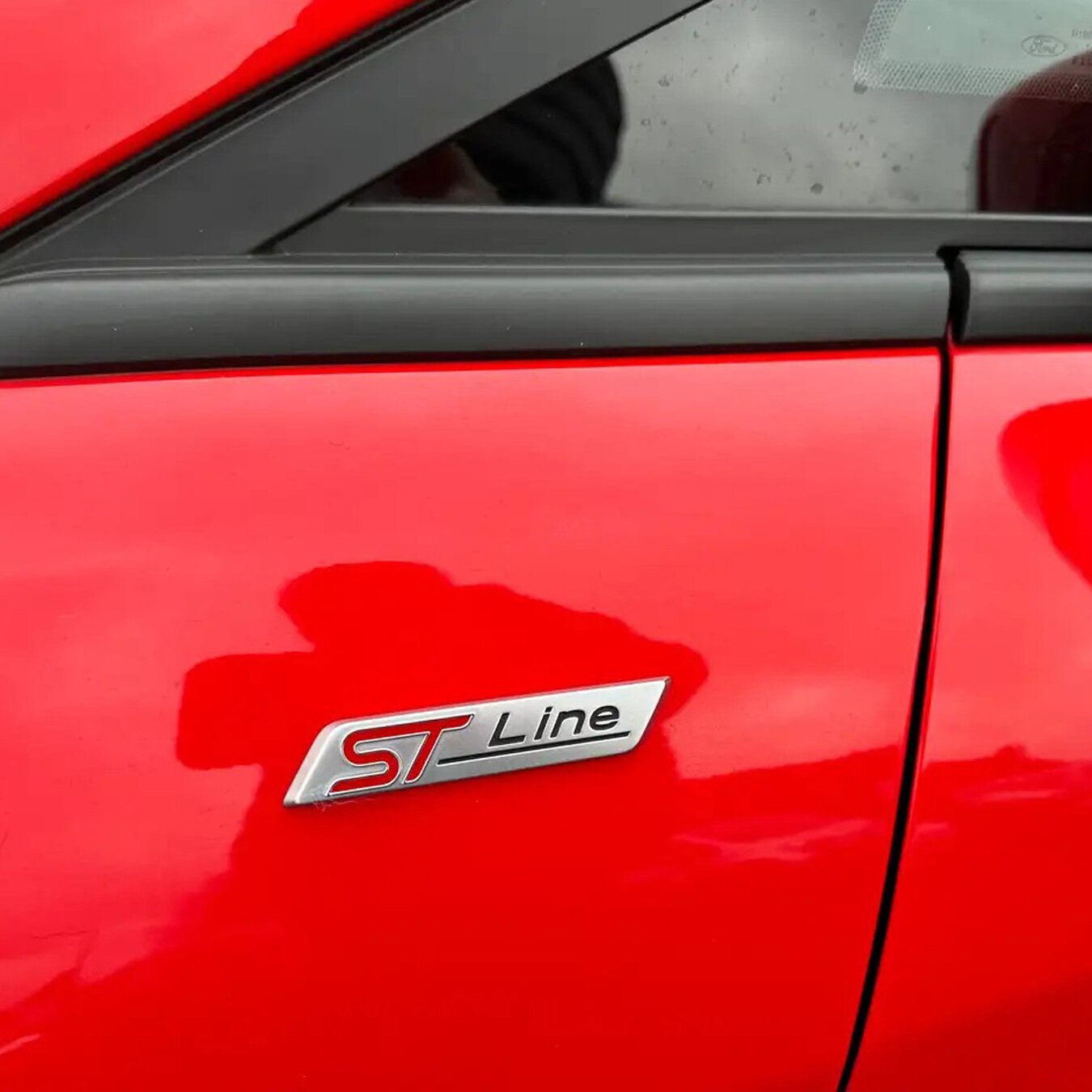 Set 2 embleme Ford ST Line - eMAG.ro
