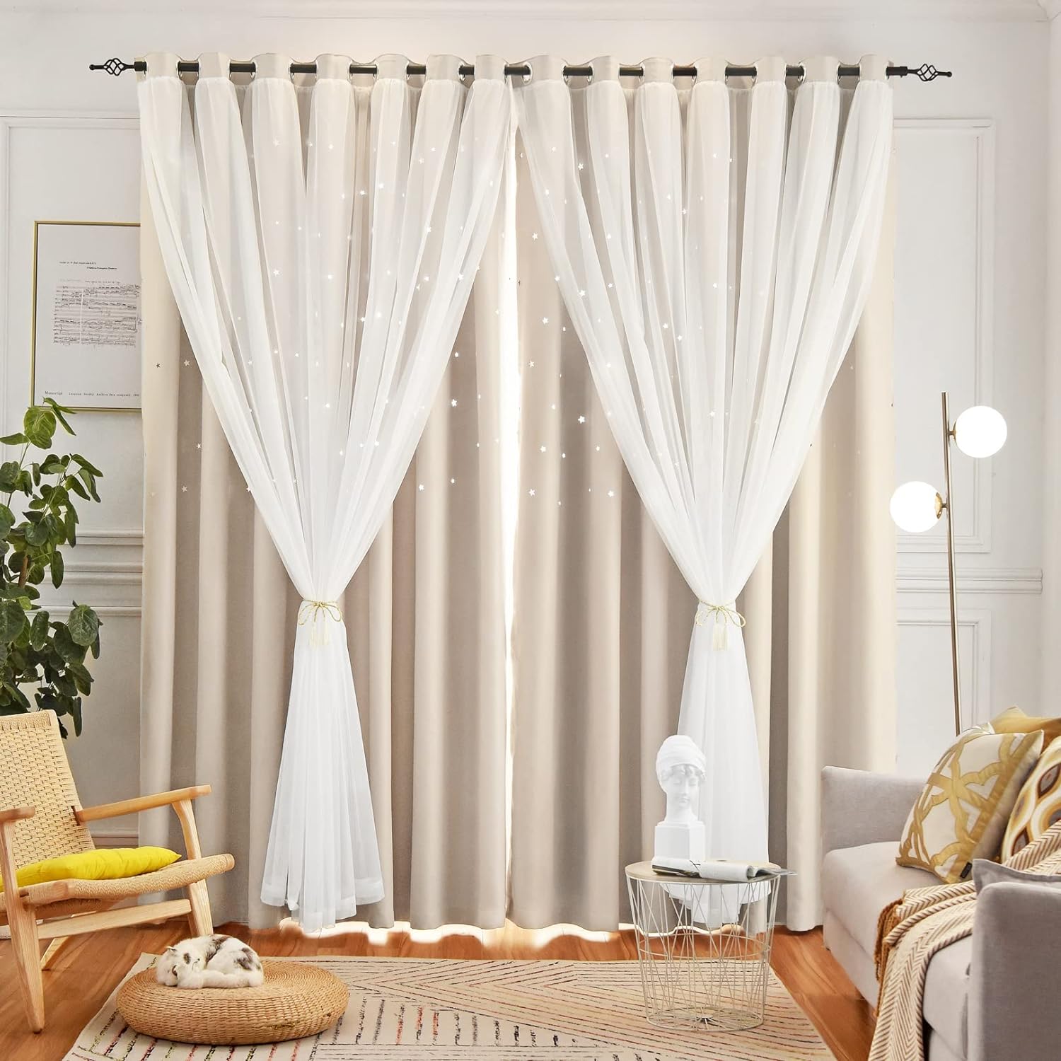 Set draperie blackout si perdea din voal, tip panou, lucrate pe inele ...