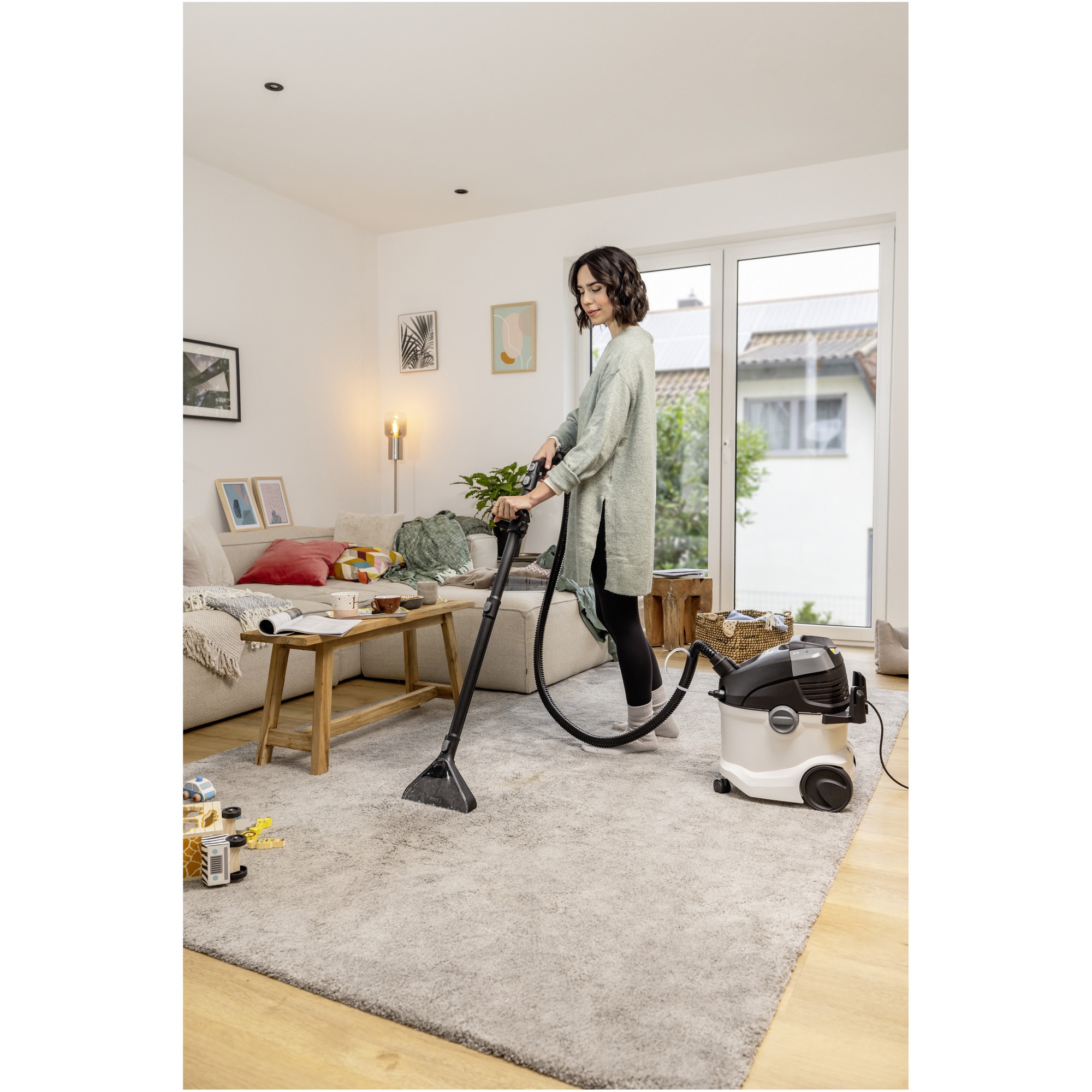 Aspirator cu spalare prin injectie-extractie Karcher SE 5, 1000 W ...