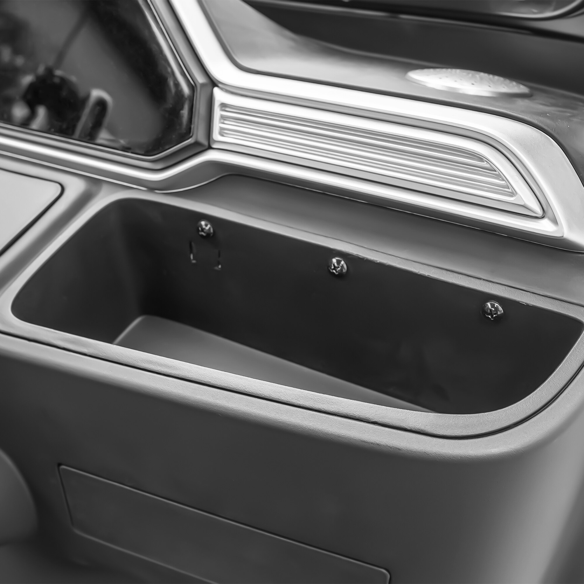 Tricicleta electrica KUBA OPTIMUS MAX, cu cabina, putere max 1000W ...