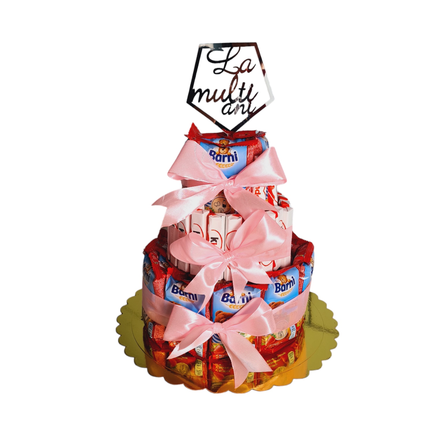 Tort din dulciuri, barni si kinder chocolate - batoane de ciocolata cu ...