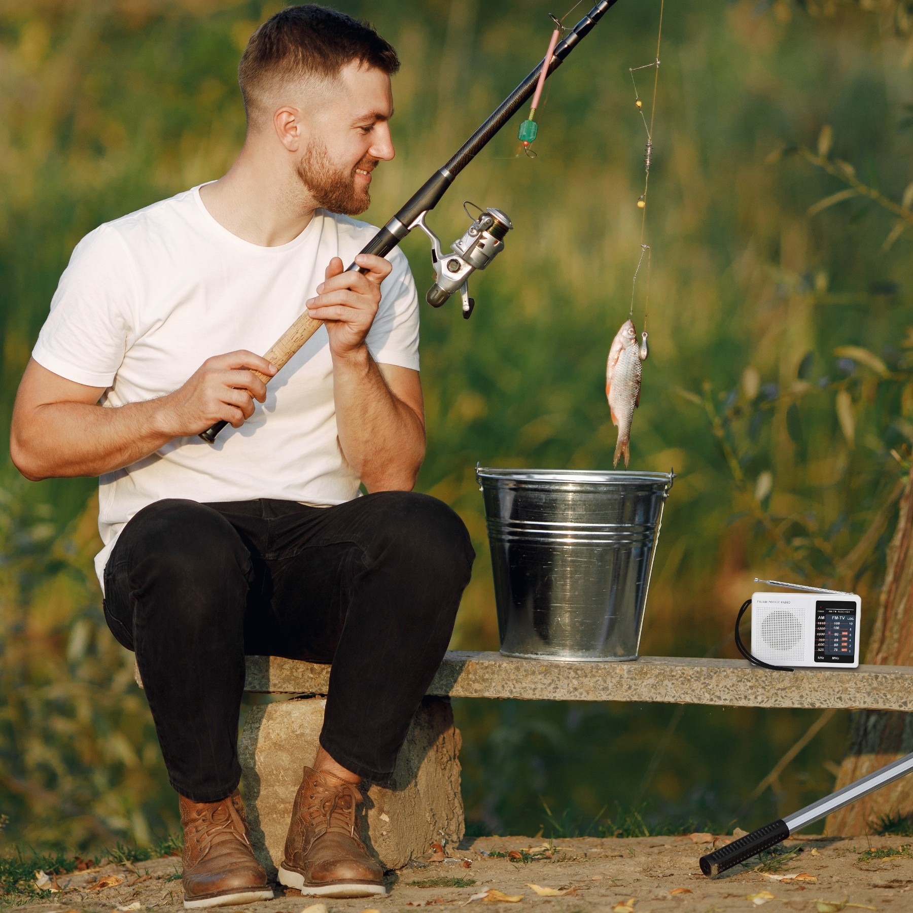 Radio Portabil Retoo KK-228 cu Mufa Casti AUX Jack 3.5mm si Antena ...