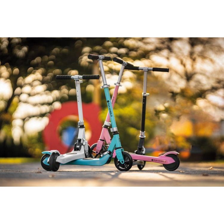 Електрически скутер Fun Wheels R, Максимална скорост 12 км/ч, Автономия ...