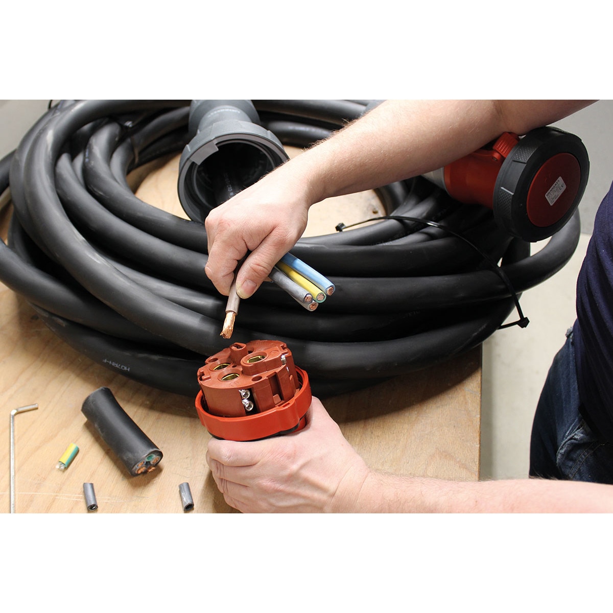 Háromfázisú hosszabbító kábel 50 m gumírozott 5G6 kábel H07RN-F / MCCG ...