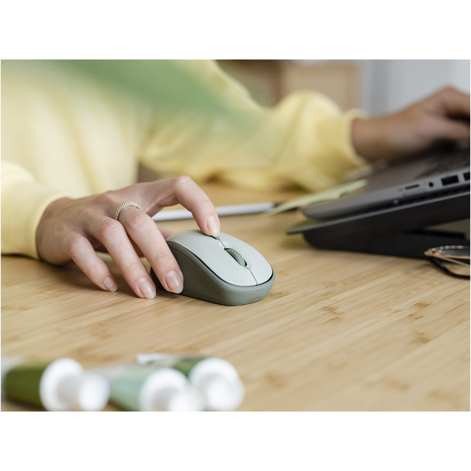 Mouse wireless silentios Trust Yvi+ ECO, 800-1600 DPI, verde - eMAG.ro