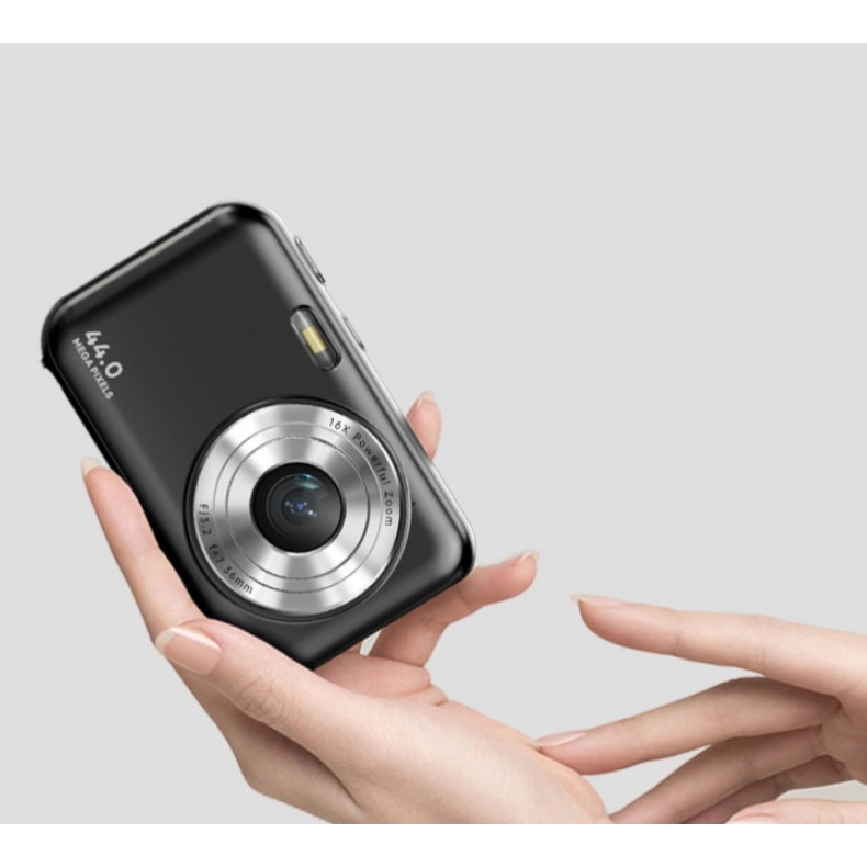 Camera digitala, uz casnic, compact si convenabil, 48 de milioane de ...