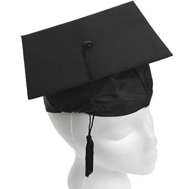 Diplomaosztó sapka sapka, fekete, unisex, 1db - eMAG.hu