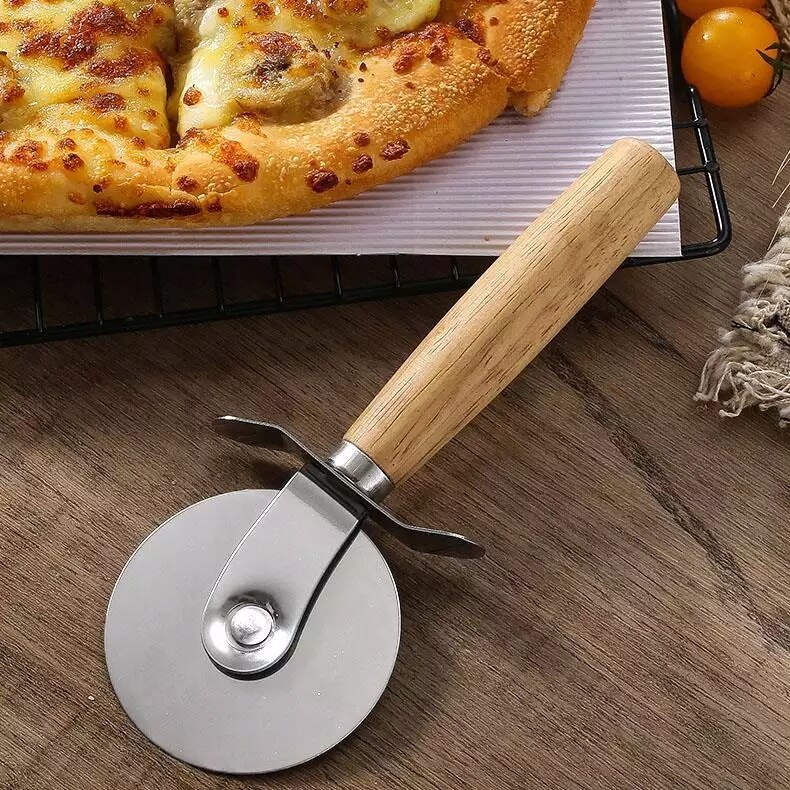 CUTIT PIZZA CUTIT ROTUND PENTRU TAIEREA PIZZA CERCULA - eMAG.ro
