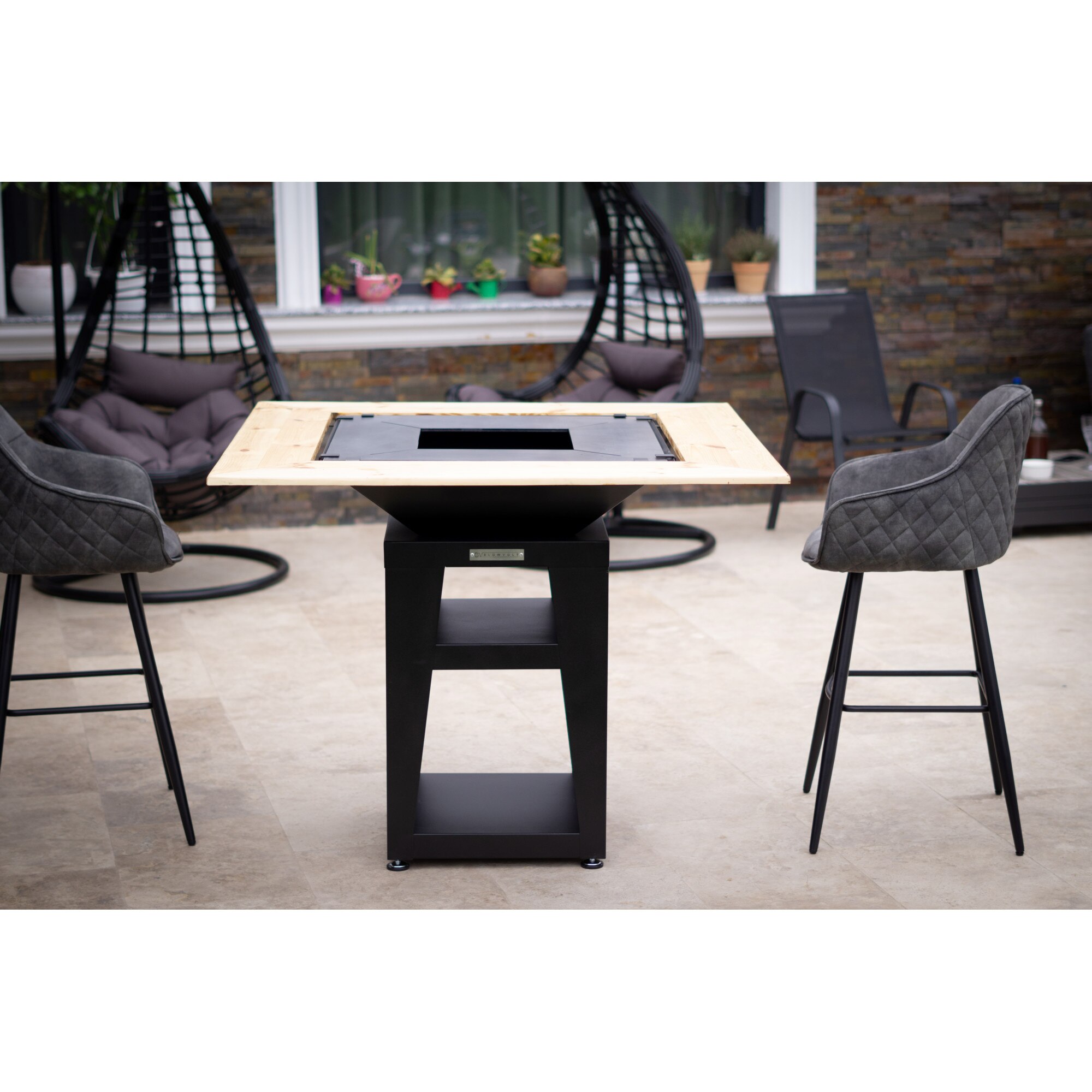 Gratar cu plita si vatra de foc - eMAG.ro