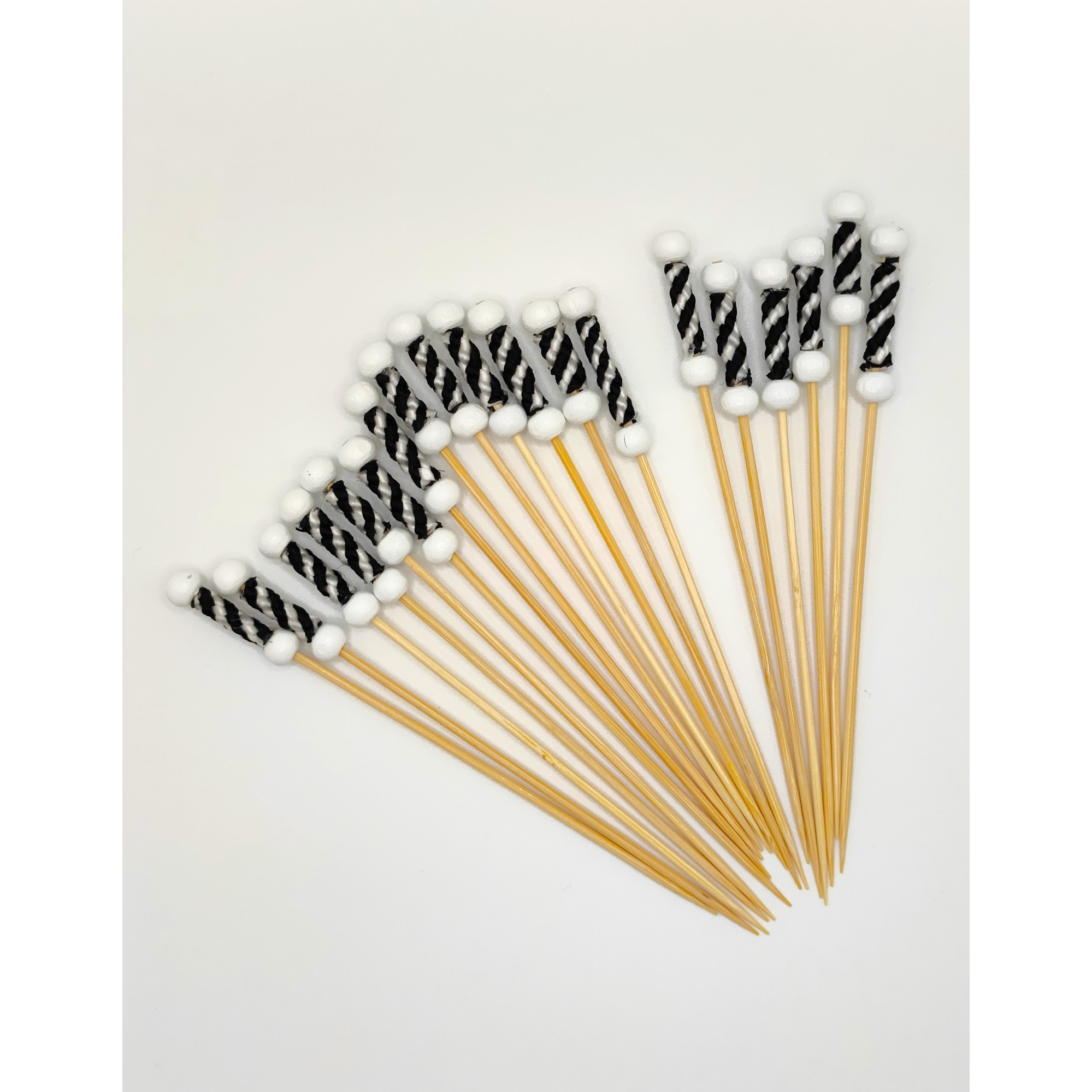 Scobitori VERSAGO din bambus pentru cocktail, gustari si aperitive ...