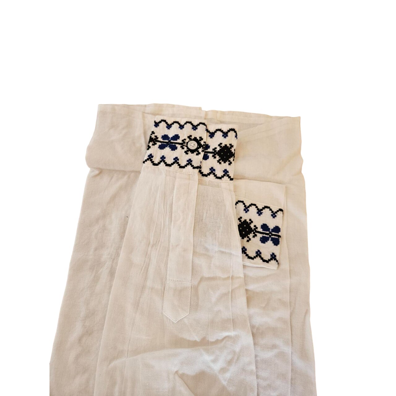 Ie traditionala, alba, model traditional, broderie albastra, barbati ...