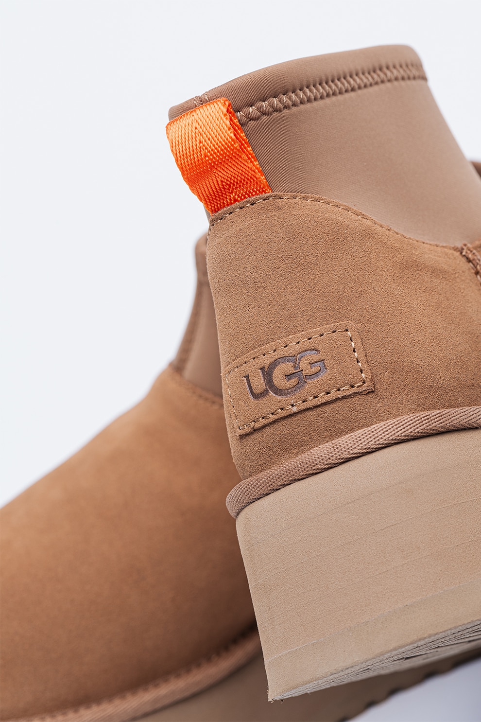 UGG, Ghete de piele intoarsa cu segment din material textil Classic ...