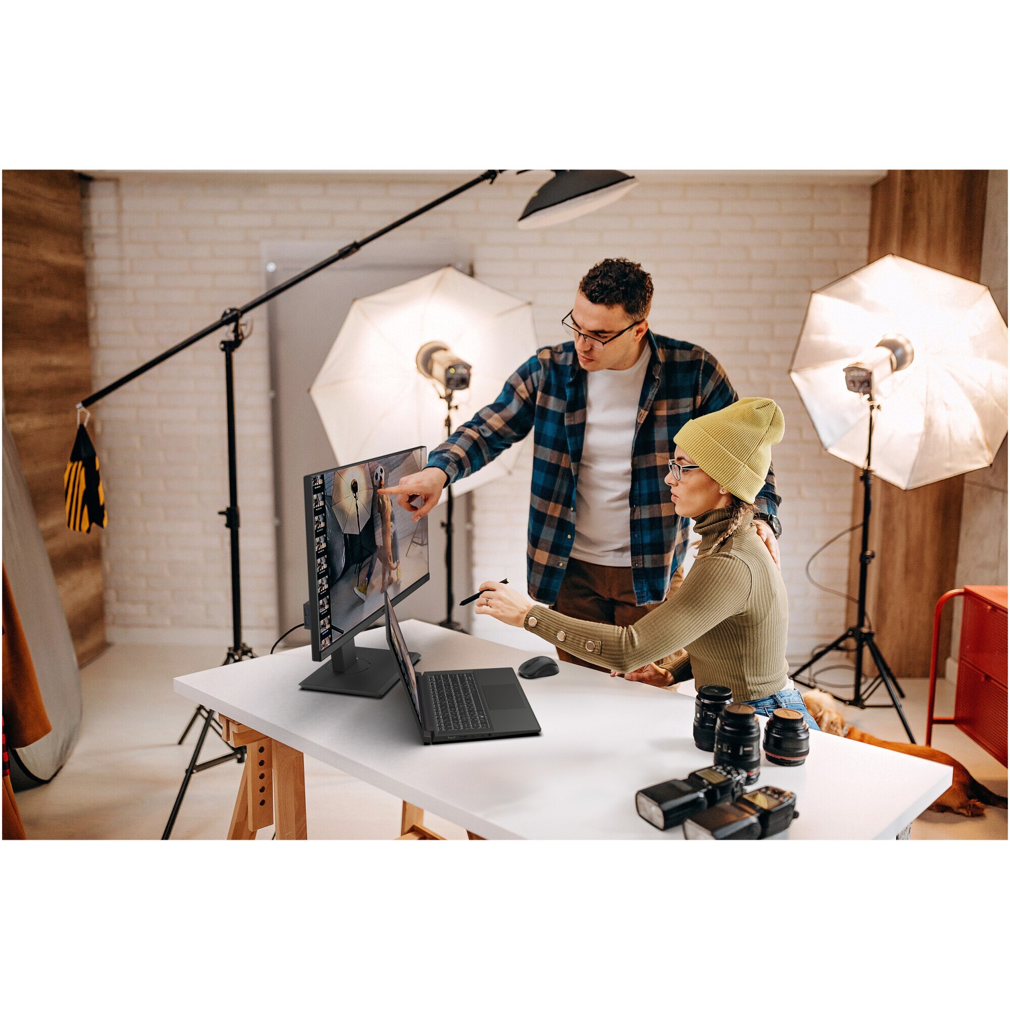 Laptop Acer Swift X 14 OLED SFX14-72G-5043 cu procesor Intel® Core ...