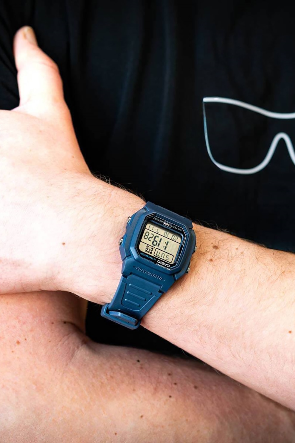 Casio, Ceas digital cu o curea din rasina, Gri, Albastru inchis - eMAG.ro