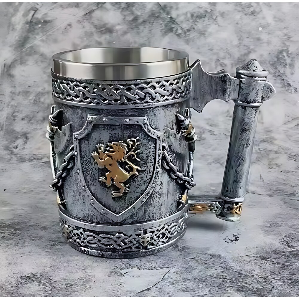 Halba de Bere Otel Inoxidabil, 600ml, Tematica Medievala, cu Scuturi ...