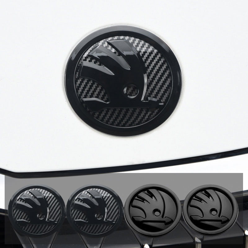 Emblema capota/hayon/portbagaj Skoda, Fibre de carbon, 8cm - eMAG.ro