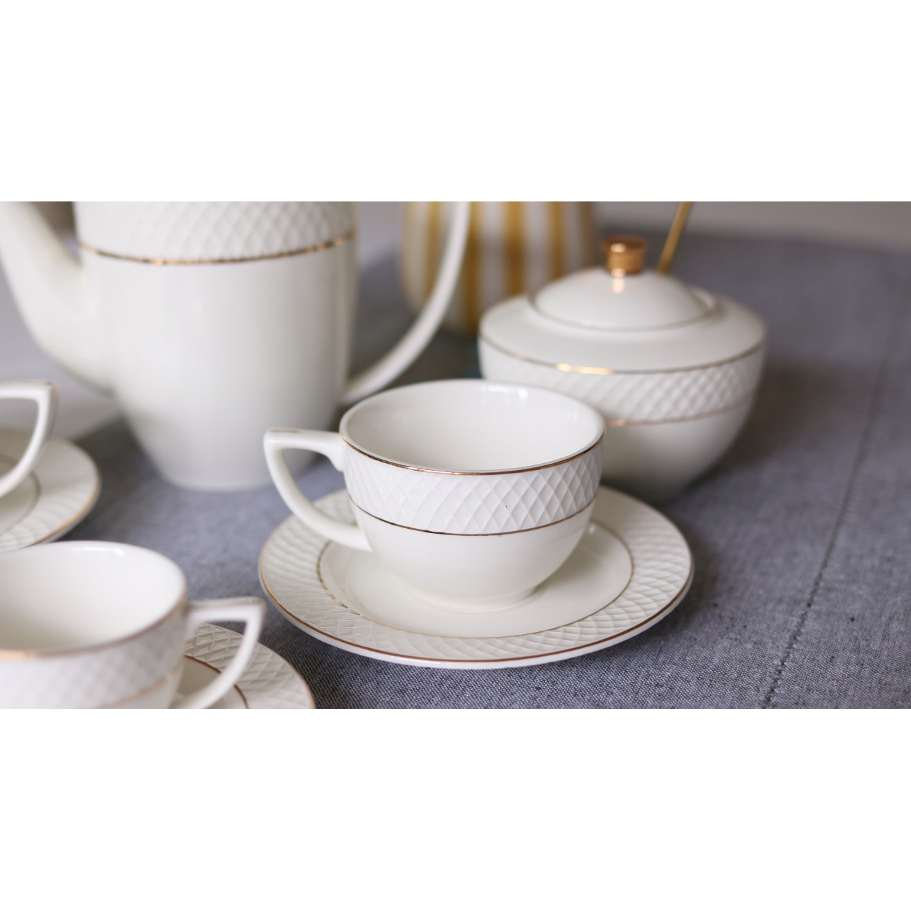 Set cesti cafea lux, Portelan, Alb, 170 ml, 2x Ceasca + 2x Farfurie ...