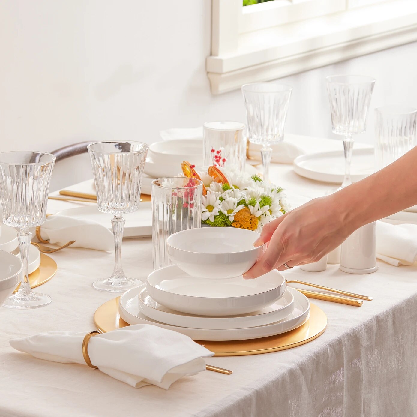 Set Vesela pentru 12 persoane Karaca Streamline New Saturn, 59 piese ...