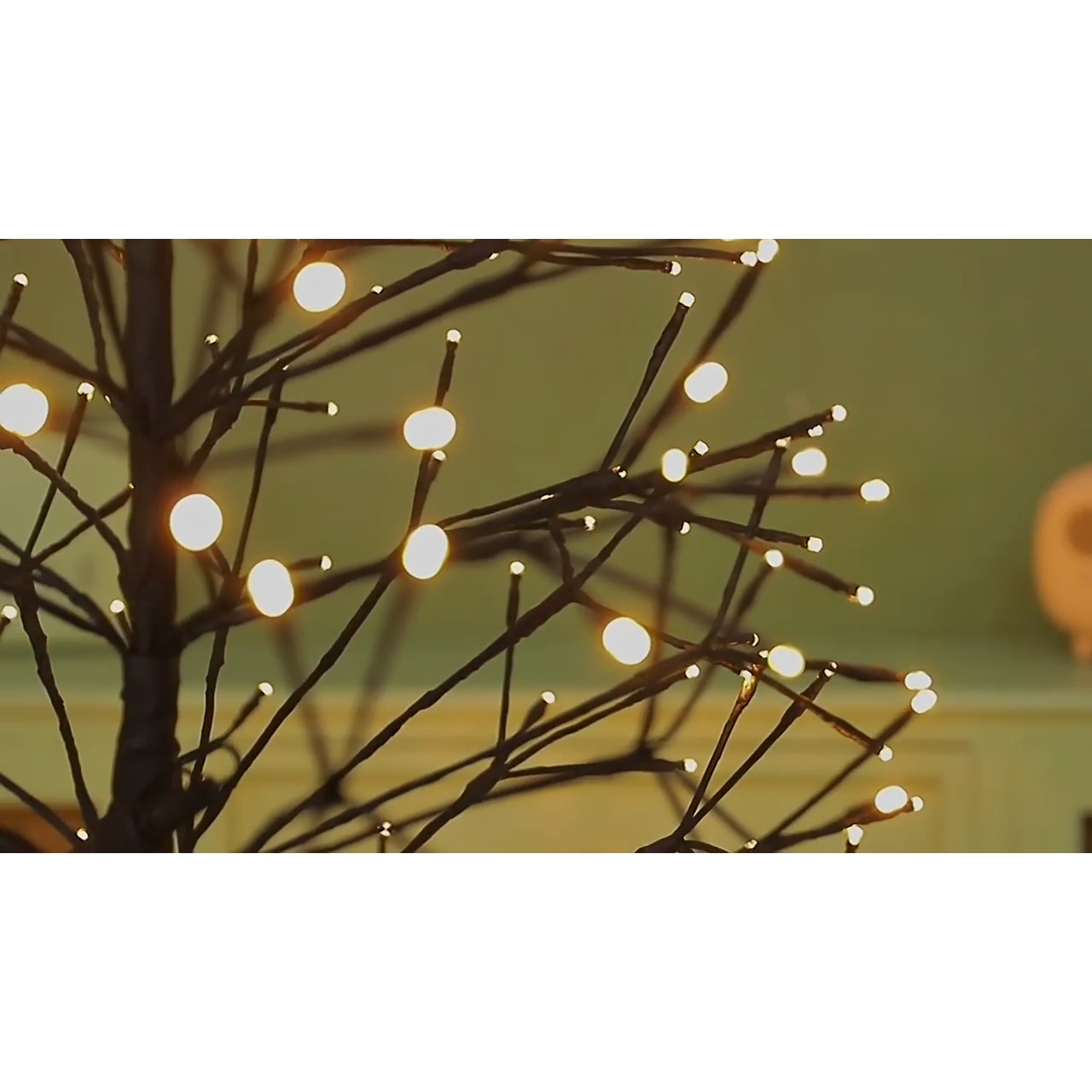 Pom de Craciun Decorativ 120cm, 216 LED-uri, negru, Crengute Flexibile ...