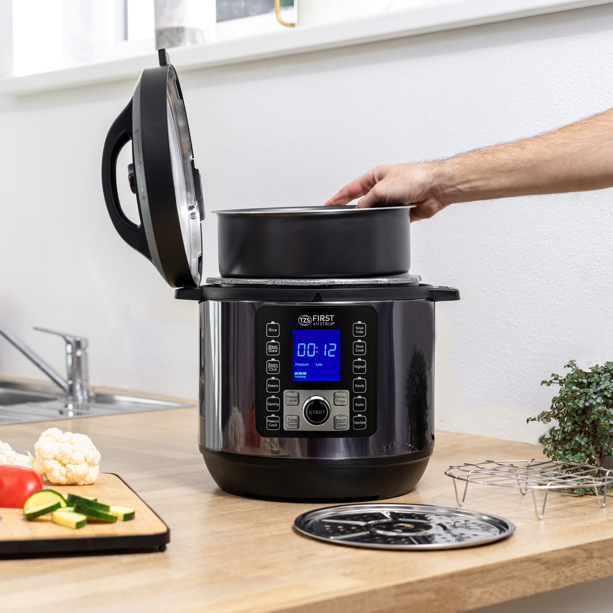 Oala sub presiune electrica TZS First Austria 6L, 1000W, Multicooker 12 ...