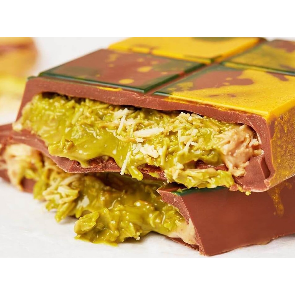 Ciocolata Dubai Fix Dessert Chocolatier 200g, Umplutura Fistic si ...