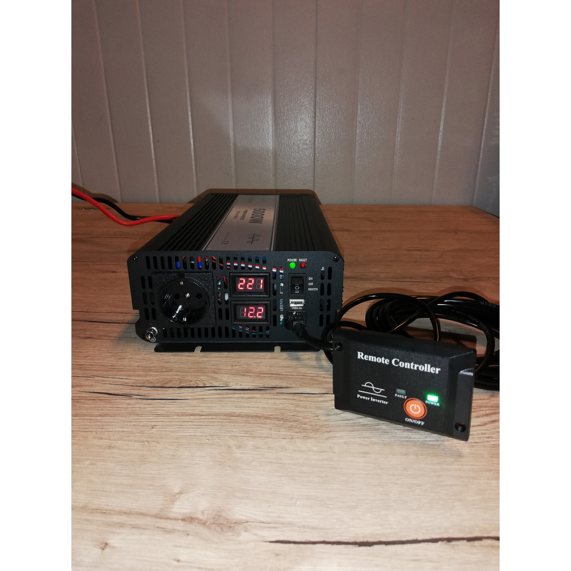 Invertor 5000 W, sinus pur, 12 V - 220 V auto si panouri solare, priza ...