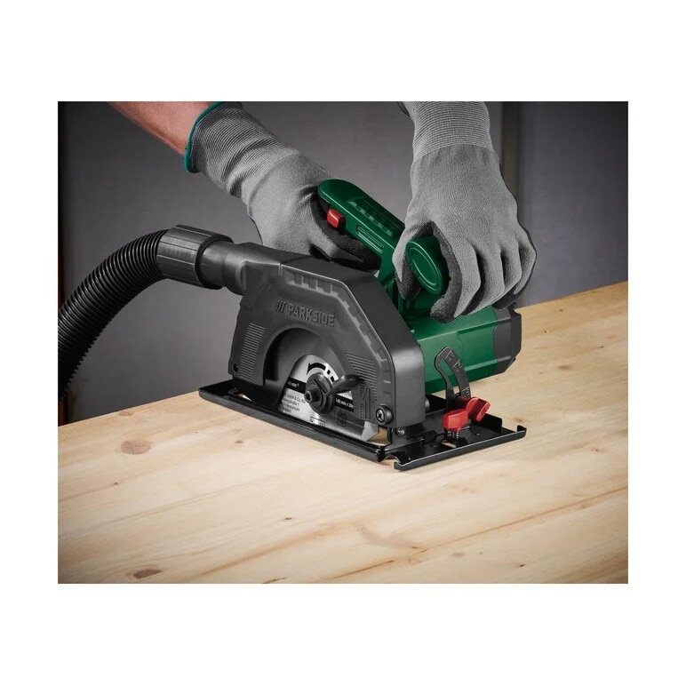 Ferastrau de mana circular Parkside 700 W - eMAG.ro