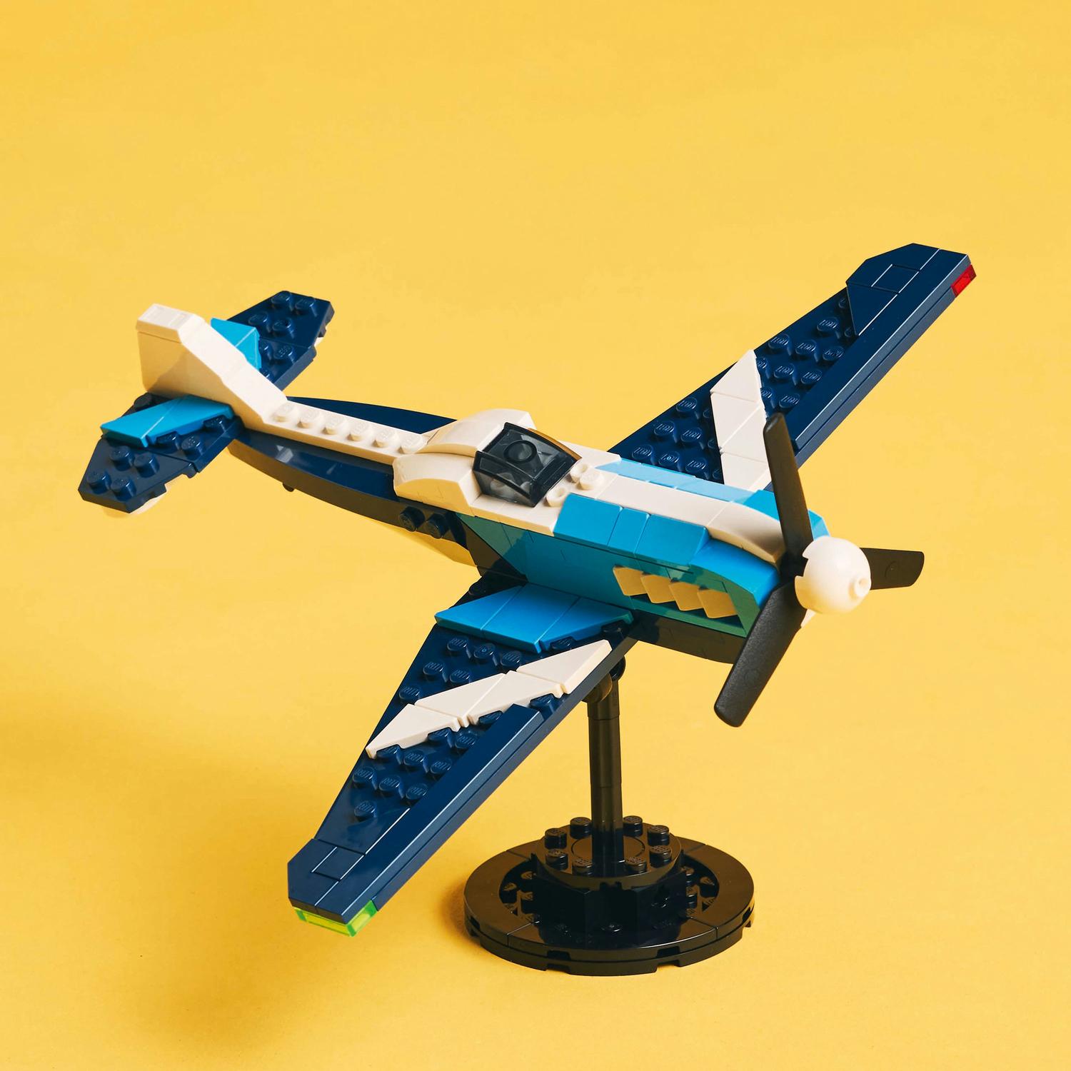 LEGO® Creator 3 in 1 - Aparat de zbor: Avion de curse 31160, 178 piese ...