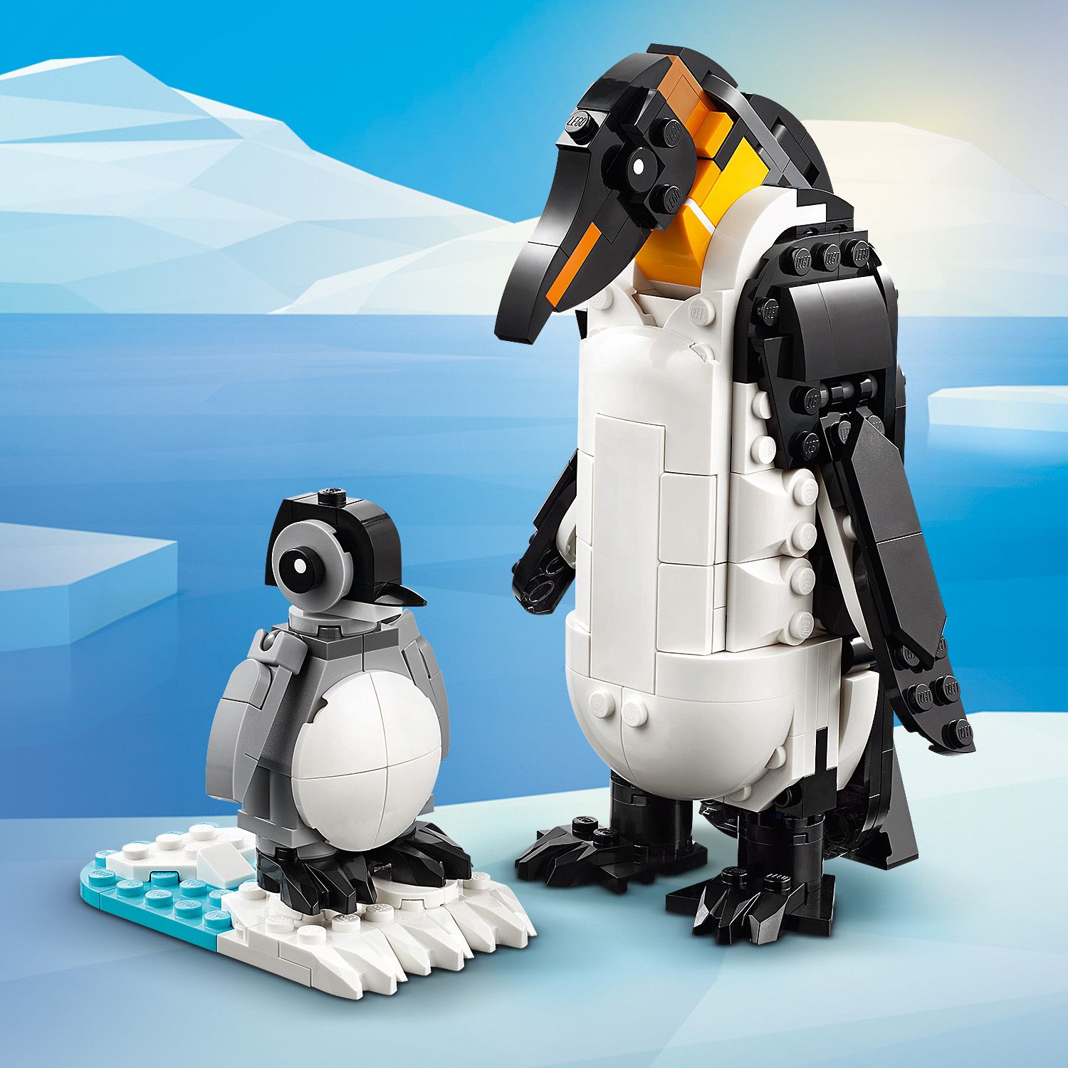 LEGO® Creator 3 в 1 - Wild Animals: Panda Family 31165, 626 части - eMAG.bg
