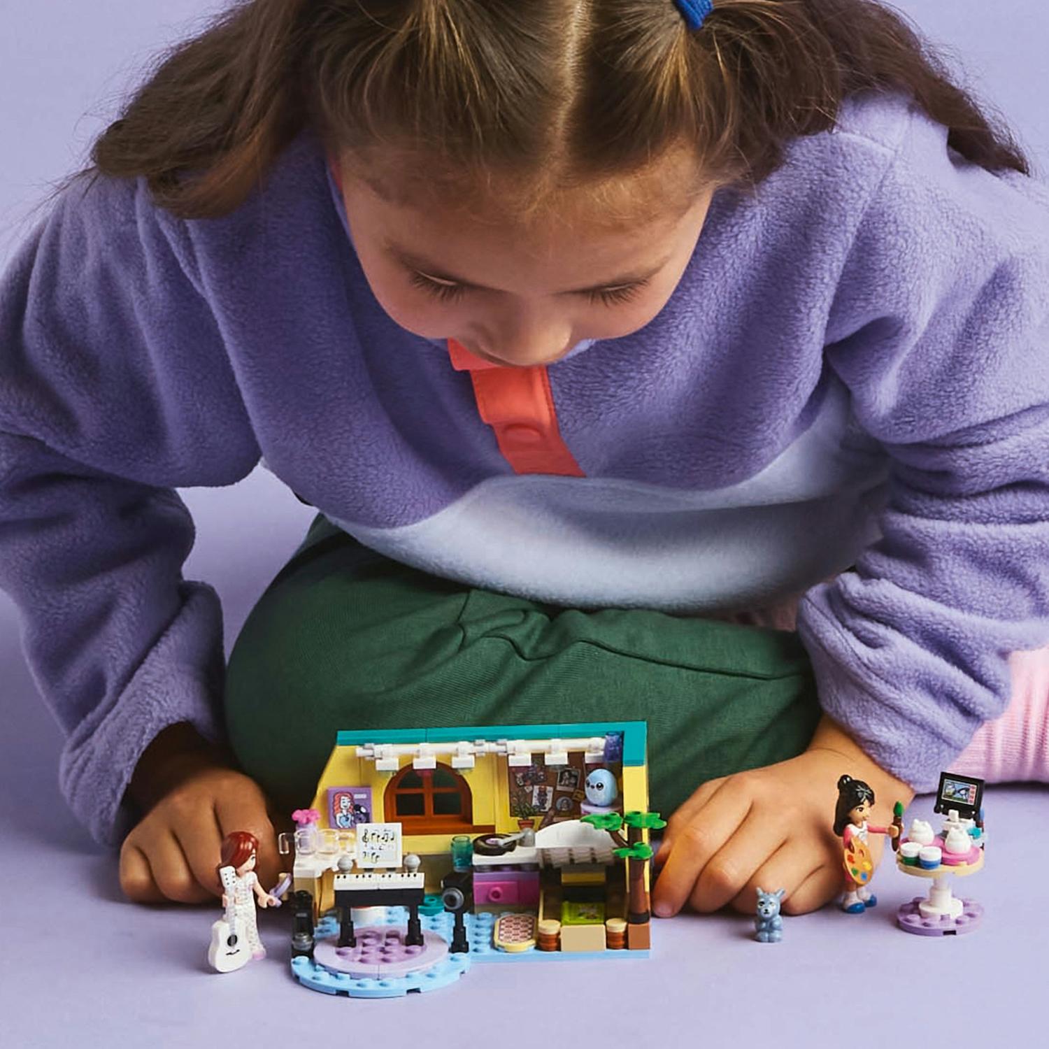Set de constructie LEGO® Friends - Camera lui Paisley 42647, 199 piese ...