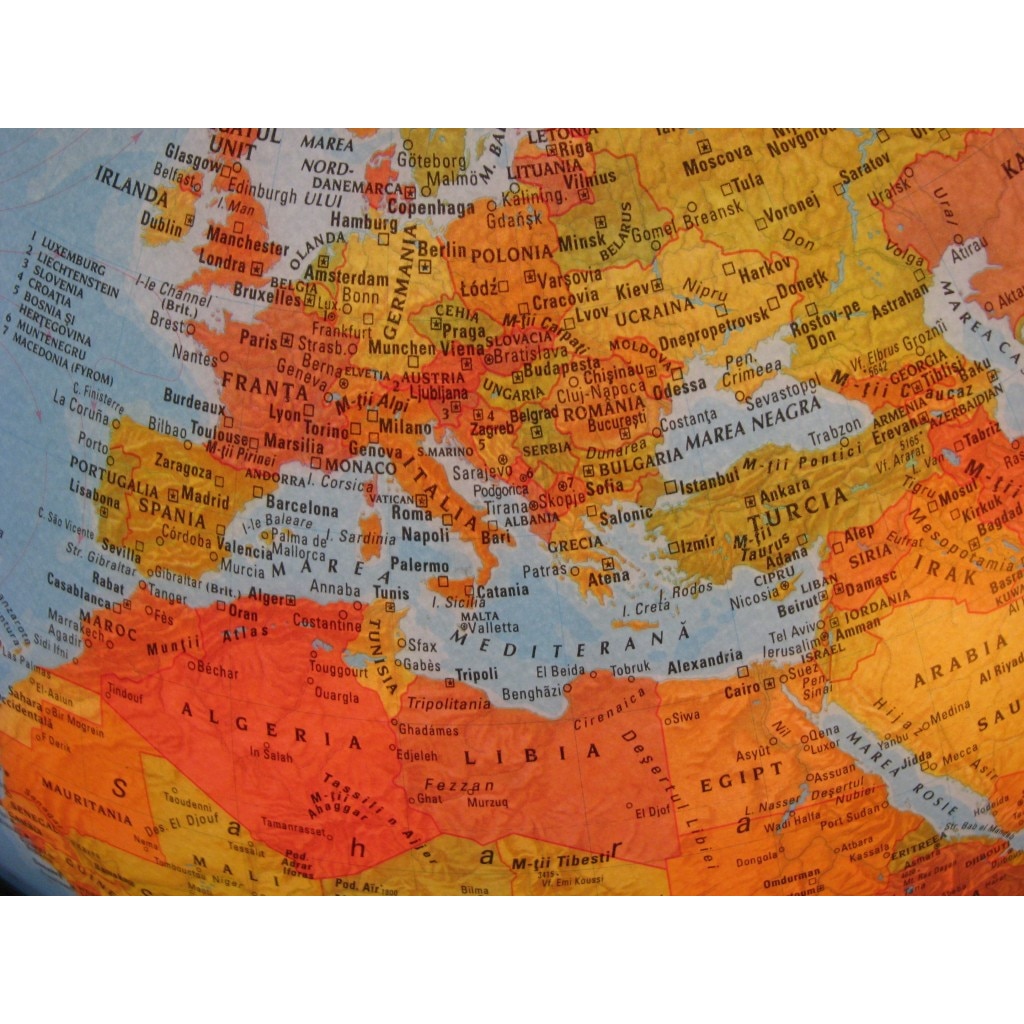 Glob geografic pamantesc iluminat, 30 cm - eMAG.ro