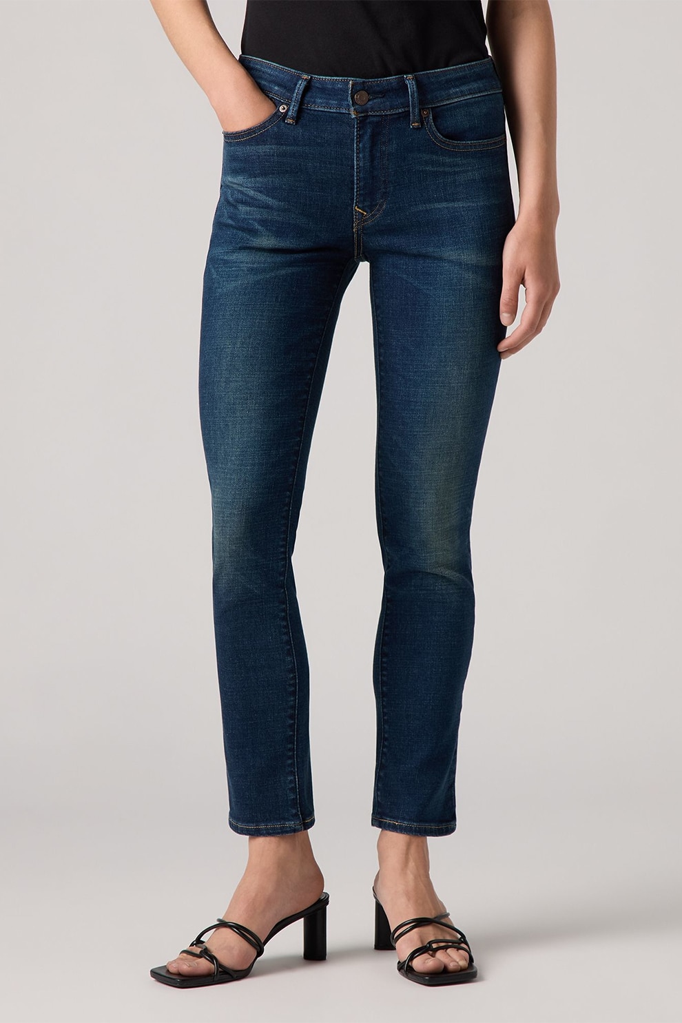 Levi's, Blugi crop slim fit 712™, Bleumarin, W28-L30 - eMAG.ro