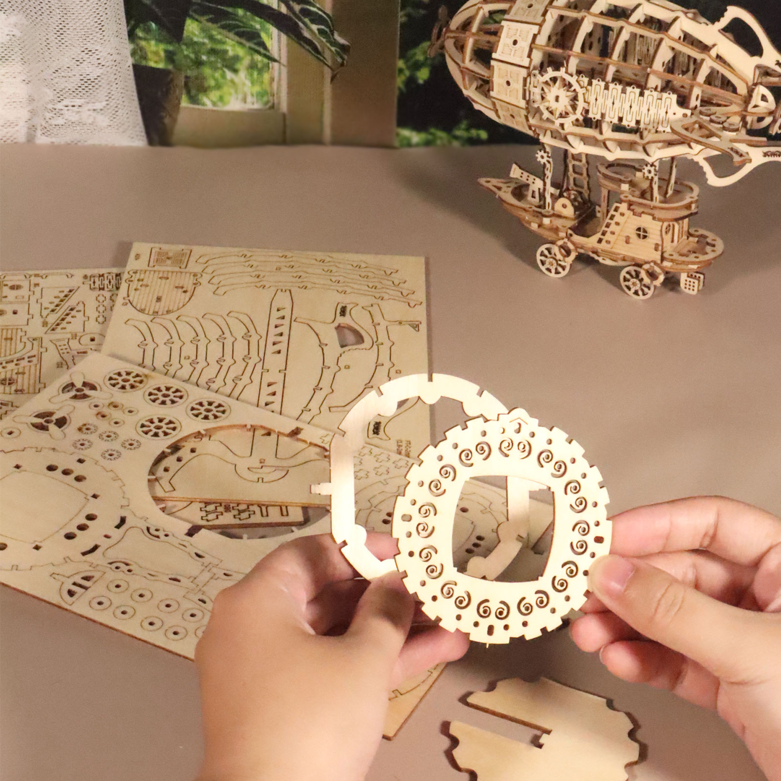 Model 3D din lemn, Music Park, aeronava, 160 piese, lemn, 18.5x12.8x16 ...