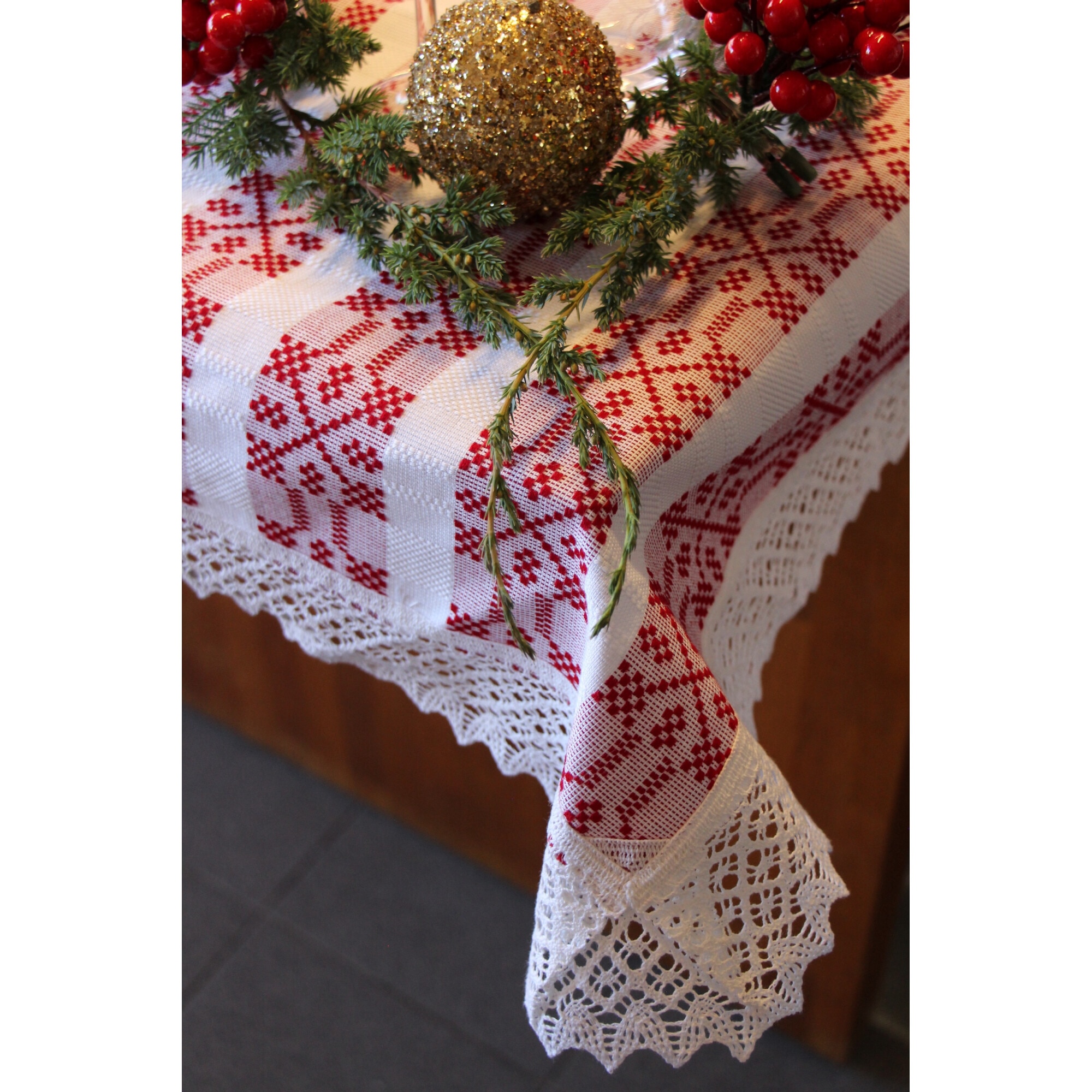Fata de masa patrata alba cu insertie rosie si dantela alba 75 x 75 cm ...