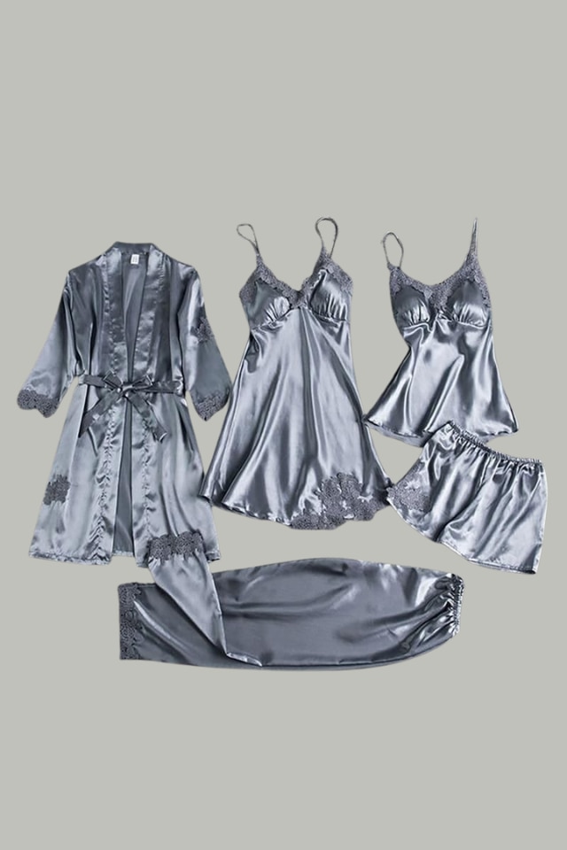 Set Pijamale din Satin si Broderie din Dantela, Elegant si Provocator ...