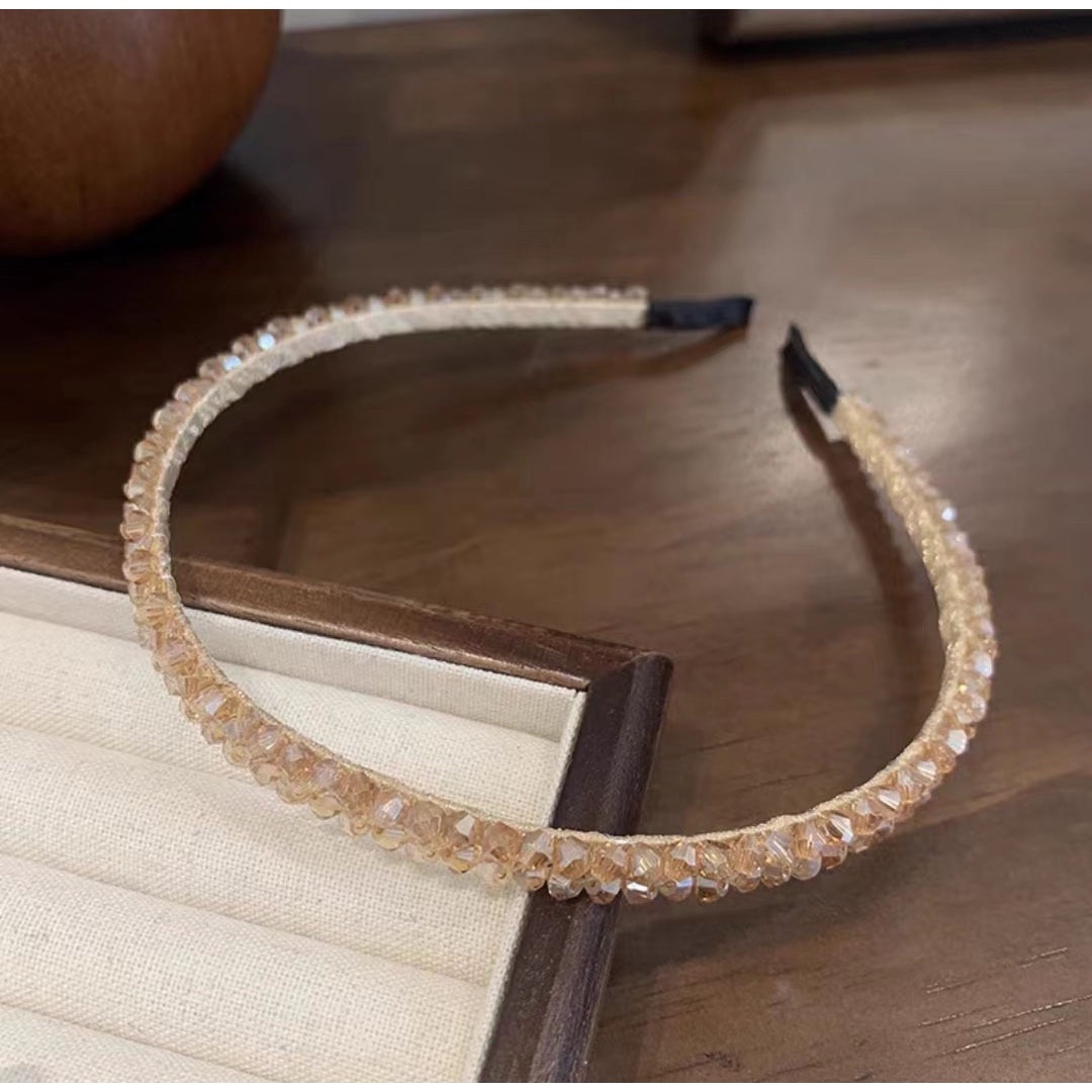 Set format din 1 banda de cap si 1 elastice de par, banda de cap cu ...