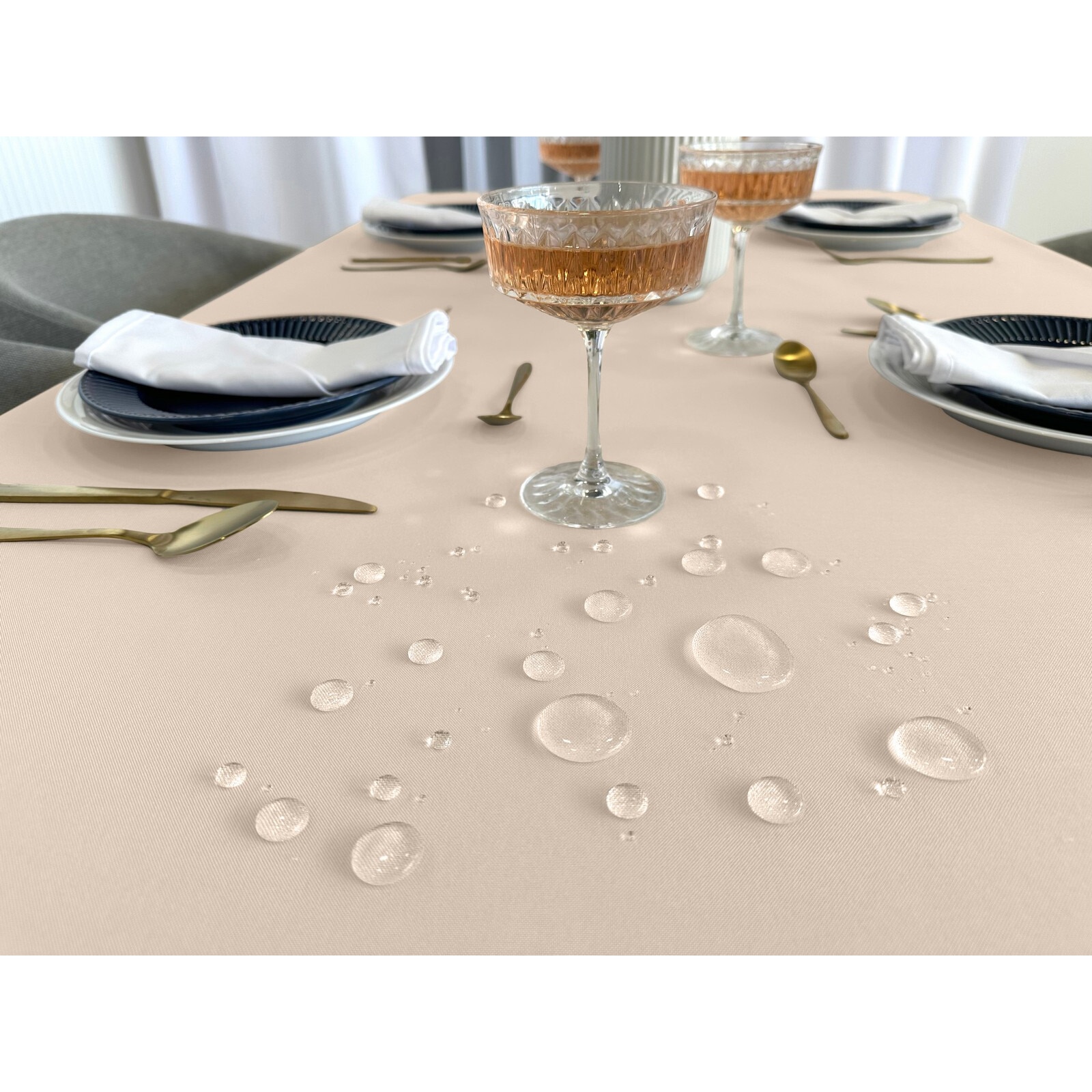 Fata de Masa Eleganta, Łóżkoholicy, Surbo 86, Rezistent la Apa si ...