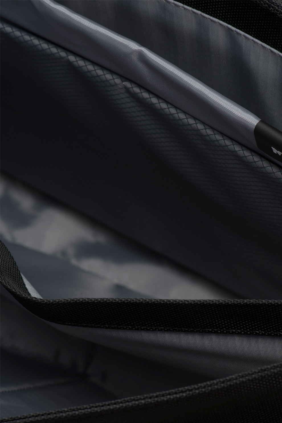 Nava, Geanta pentru laptop cu clapa si buton, Negru - eMAG.ro