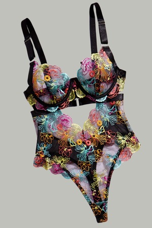 Body cu Broderie florala si design elegant, Lenjerie Intima Sexy ...