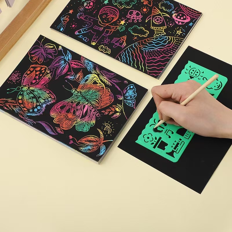 Set de artizanat cu hartie colorata, 60 foi, 4 stilouri din lemn, 4 ...