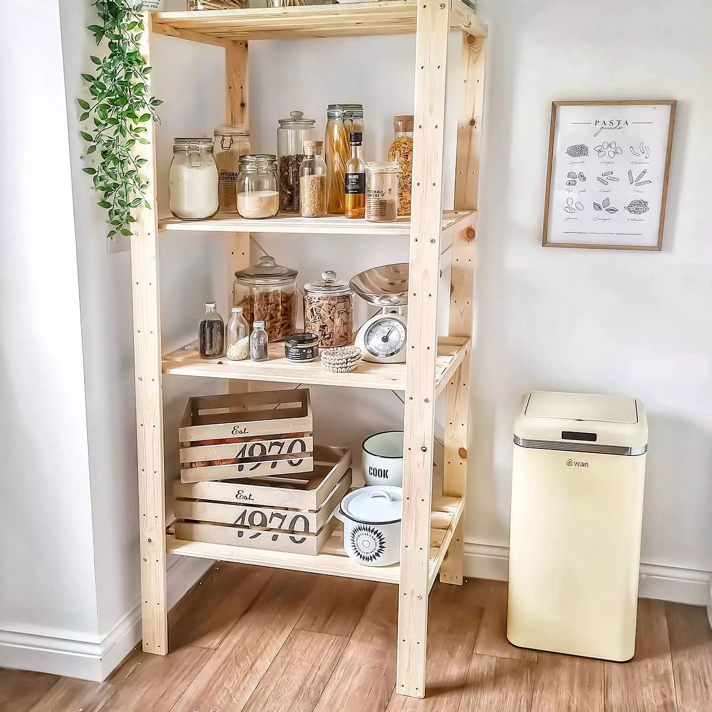 Cos de gunoi cu senzor Swan, Retro, capacitate 45 litri, deschidere ...