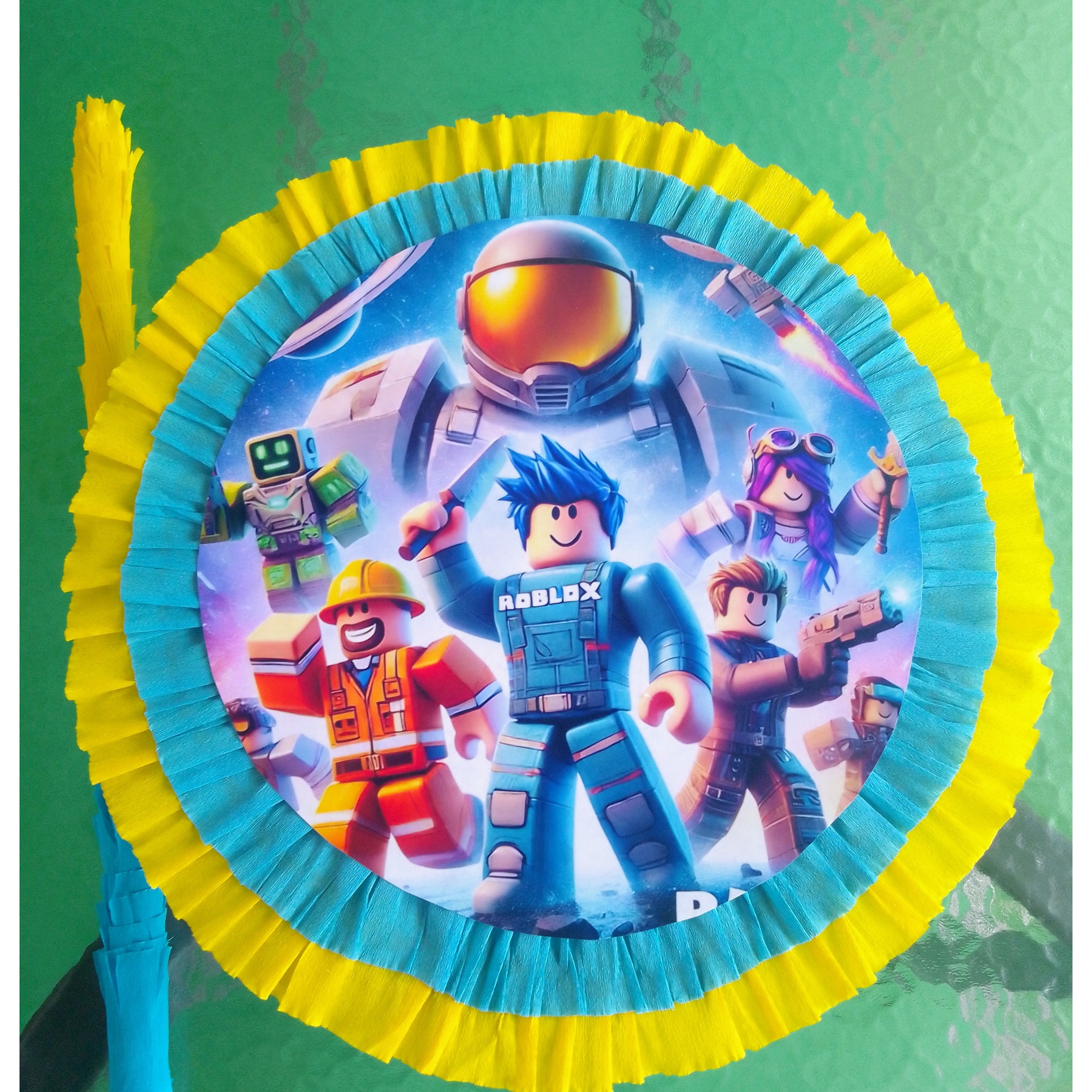 Piñata Roblox rotunda cu bat – copii gamer petrecere – handmade Romania ...