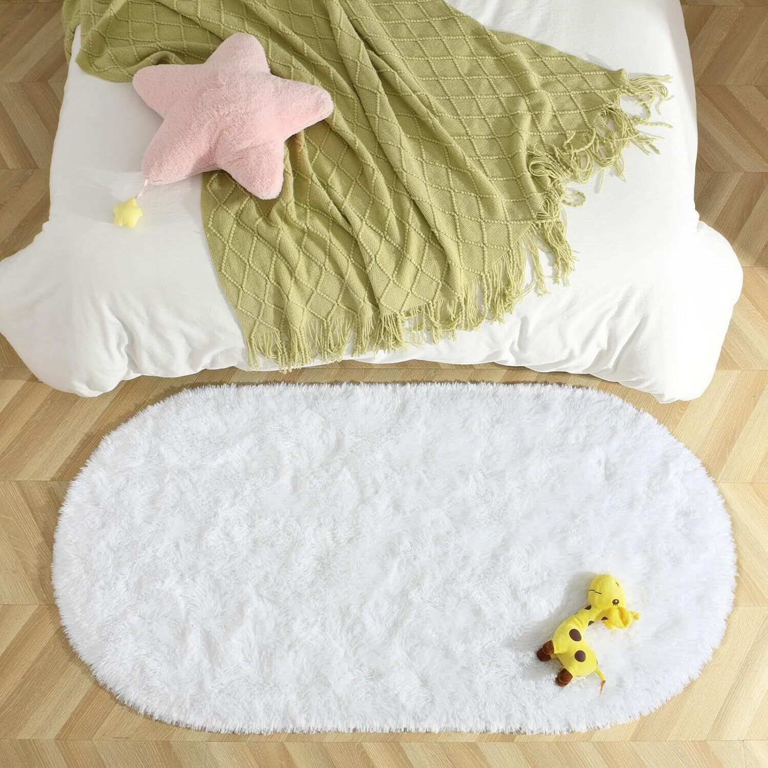 Covor moale, material pufos si prietenos cu pielea, design elegant ...