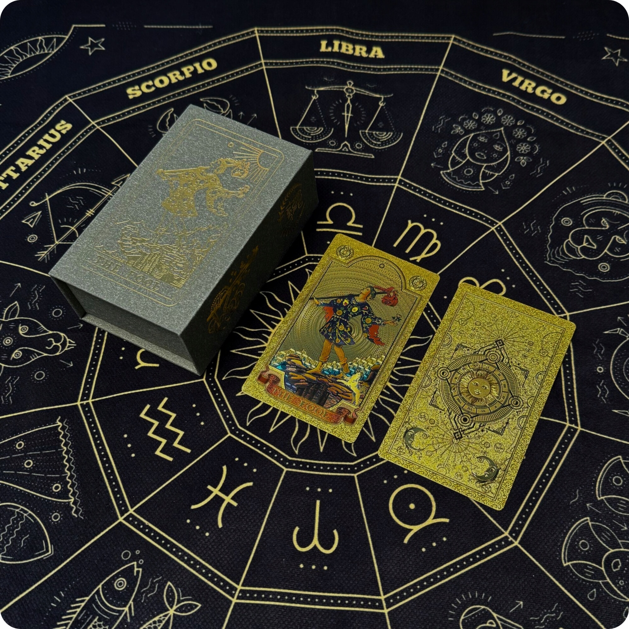 Set de carti Tarot Rider, format mare 7x12cm, ilustratii mistice ...