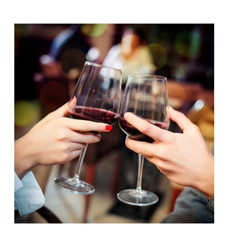 Vin Castel Huniade Merlot cu Pinot Noir Demidulce 0.75l - eMAG.ro