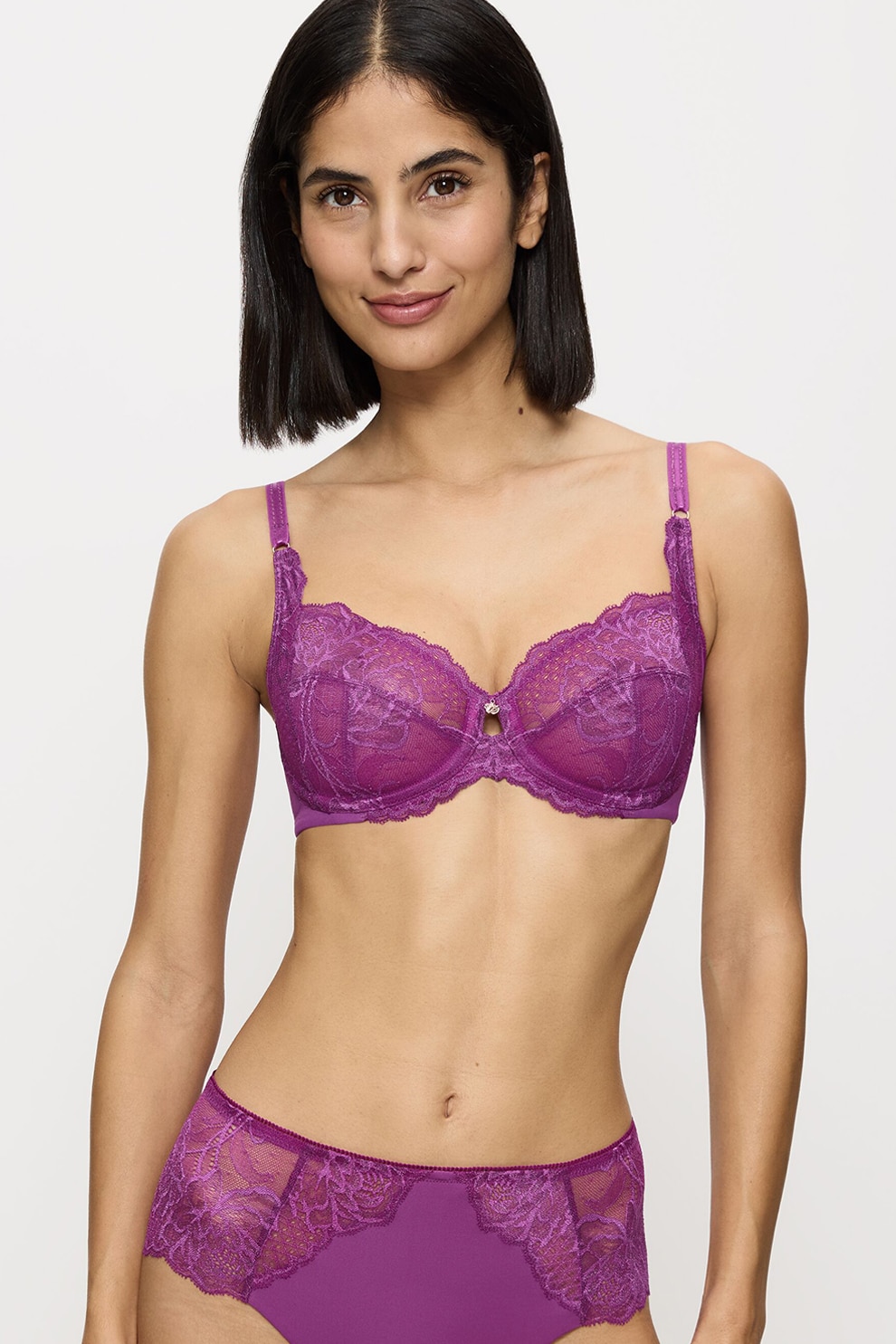 Triumph, Sutien din amestec de modal Wild Peony, Ametist, 85C - eMAG.ro
