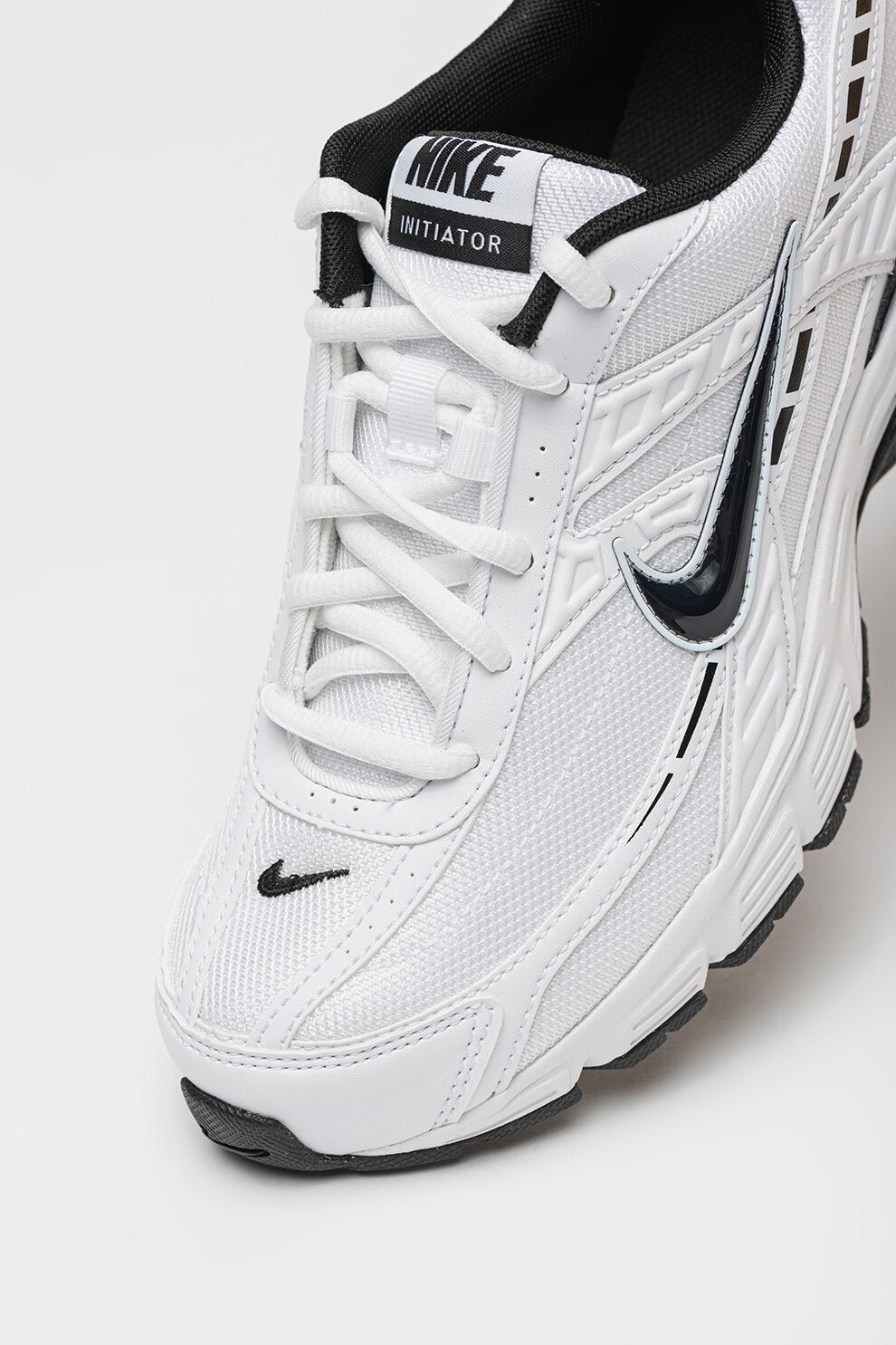 Nike, Pantofi sport cu insertii textile Initiator, Alb, 9.5 - eMAG.ro