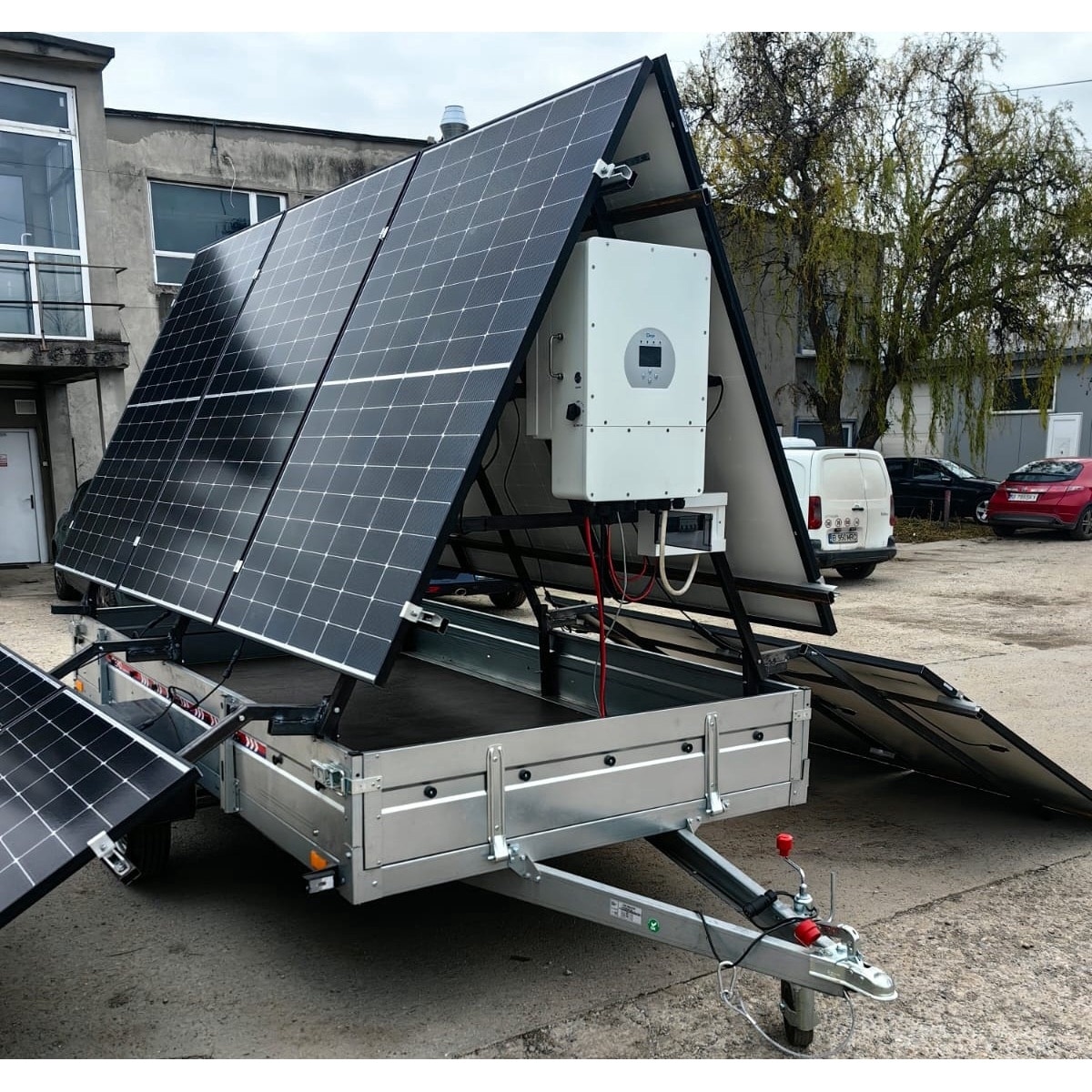 Sistem fotovoltaic mobil off-grid pe remorca/peridoc, iluminat, 10 x panouri Canadian Solar 455W ...